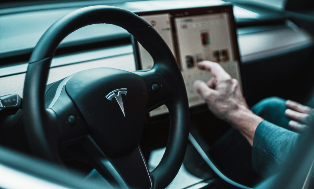 Tesla Leaders Sell Stock: A Deep Dive Into The Recent Negative Trend ...